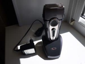 How To Choose The Best Razor For Black Males? - Beards Base