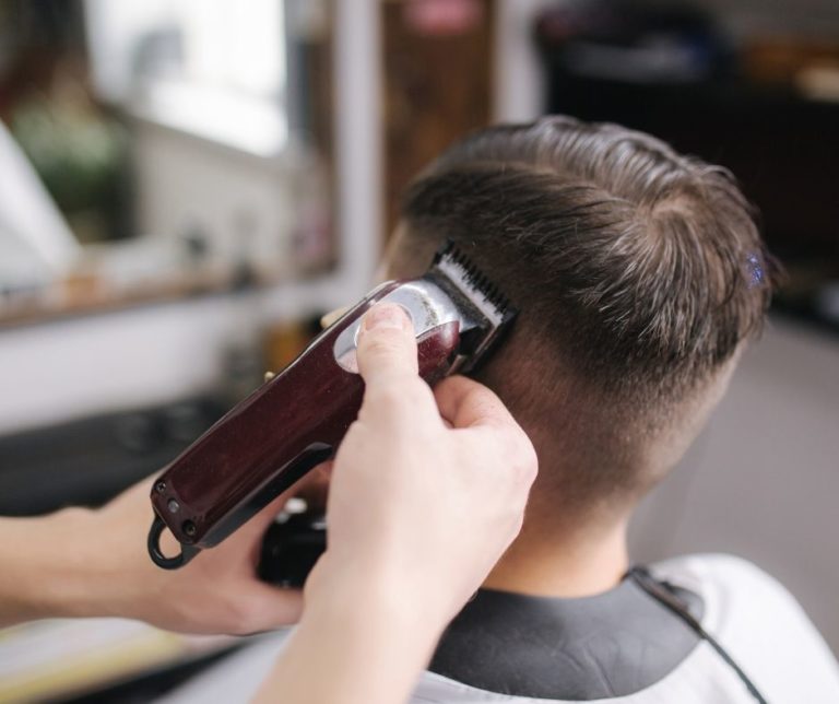 How to Tame Cowlicks? - Beards Base
